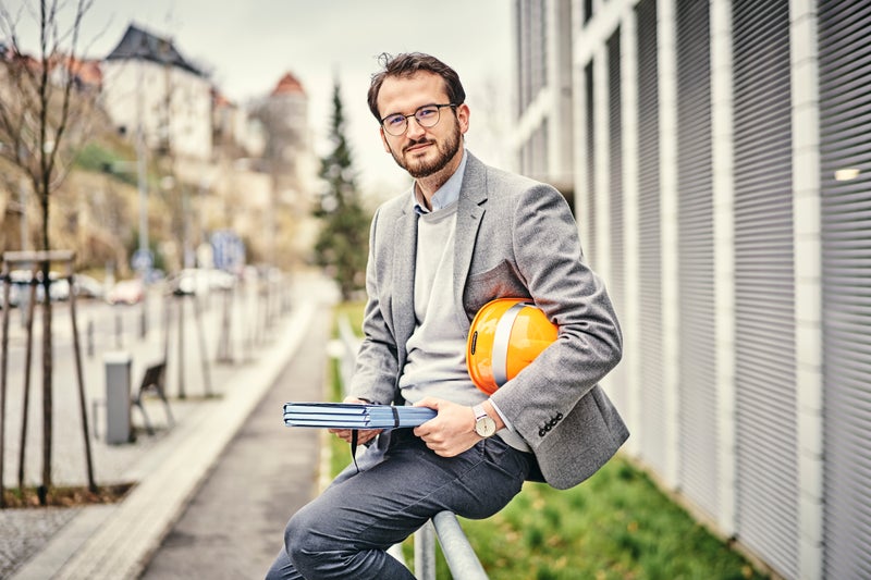 WE ARE BUILDING THE MOST PROGRESSIVE DEVELOPMENT CENTRE IN THE CZECH ...