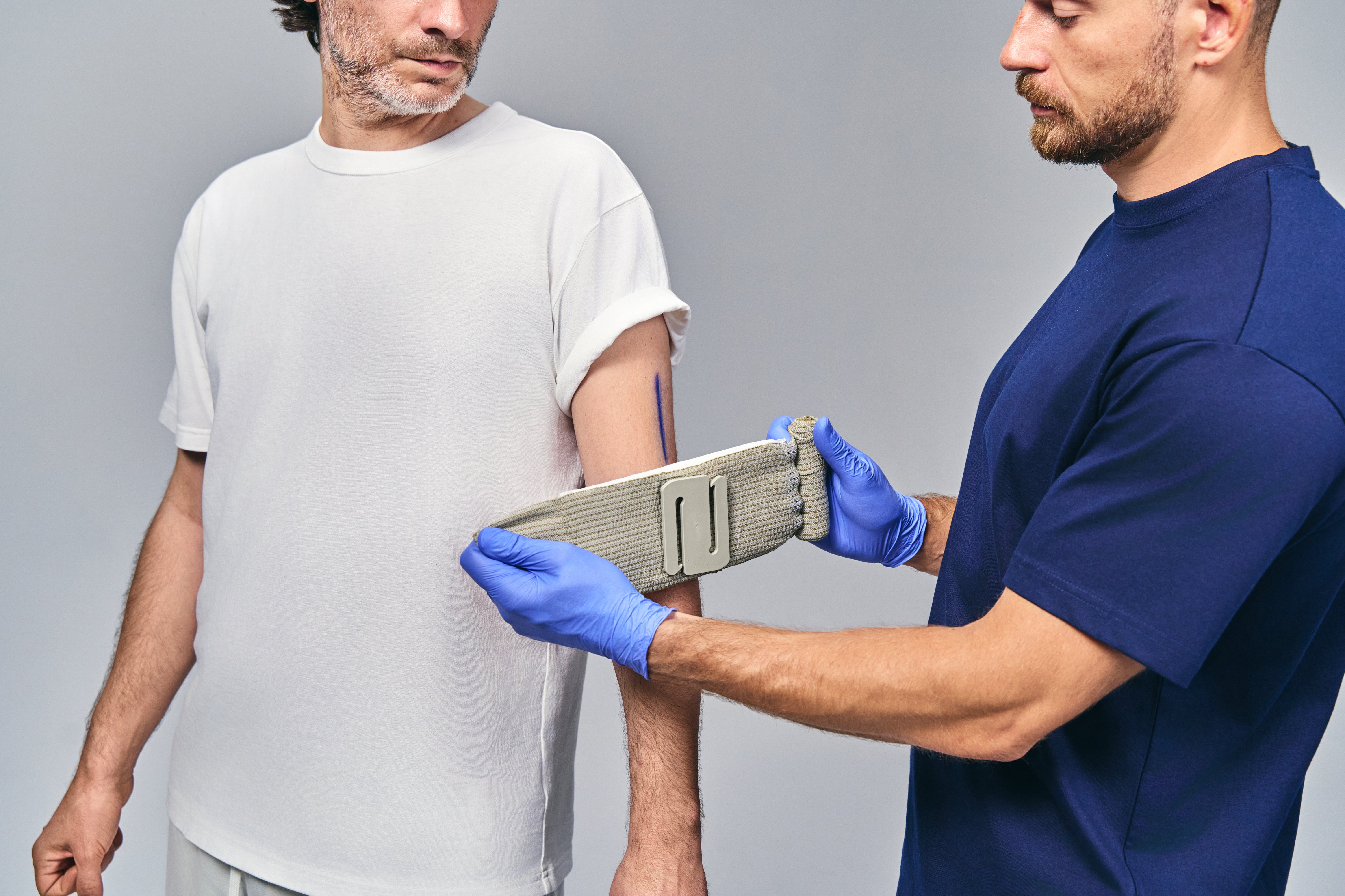 Free sample - TRAUMA BANDAGE & Trauma-Box - Trauma Equipment