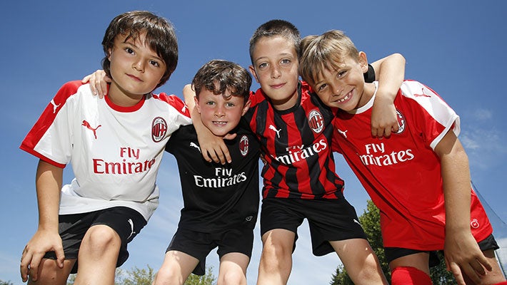 AC MILAN JUNIOR CAMP DAY 2019 READY TO GO | AC Milan