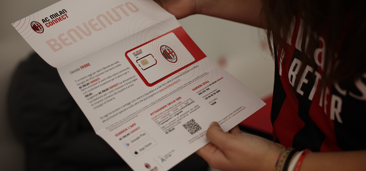 AC Milan and AfinnaOne: first "AC Milan Connect" SIM cards handed out ...