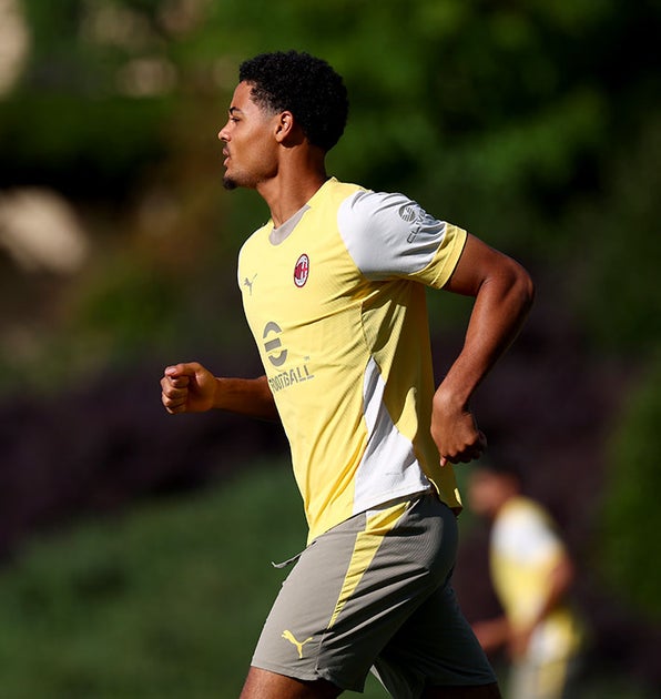 Allenamento al Centro Sportivo Milanello powered by Clivet, 16 ...