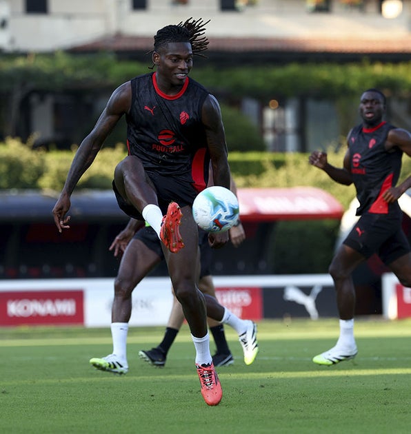 Training Session at the Centro Sportivo Milanello powered by Clivet ...