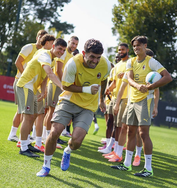 Allenamento al Centro Sportivo Milanello powered by Clivet, 18 ...