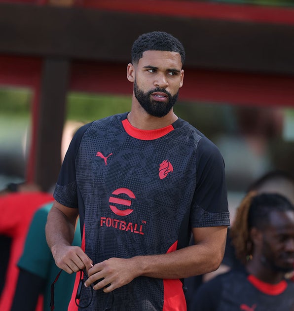 Allenamento al Centro Sportivo Milanello powered by Clivet: la gallery ...