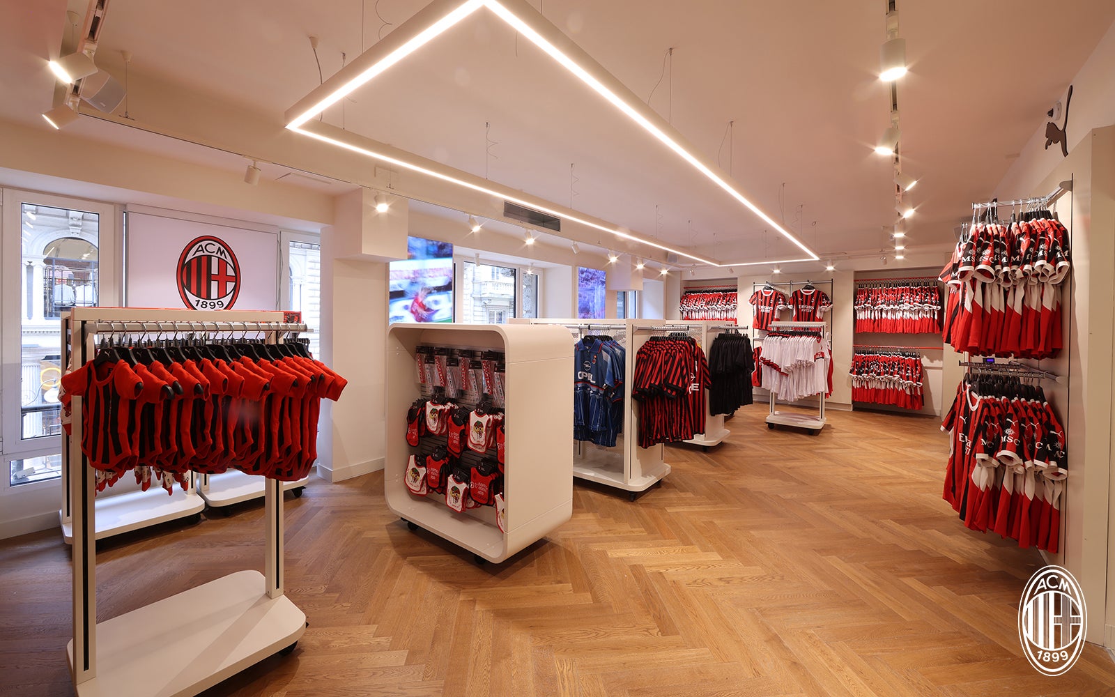 Ac Milan Store Dubai Metro AC Milan Opens New Flagship Store In The