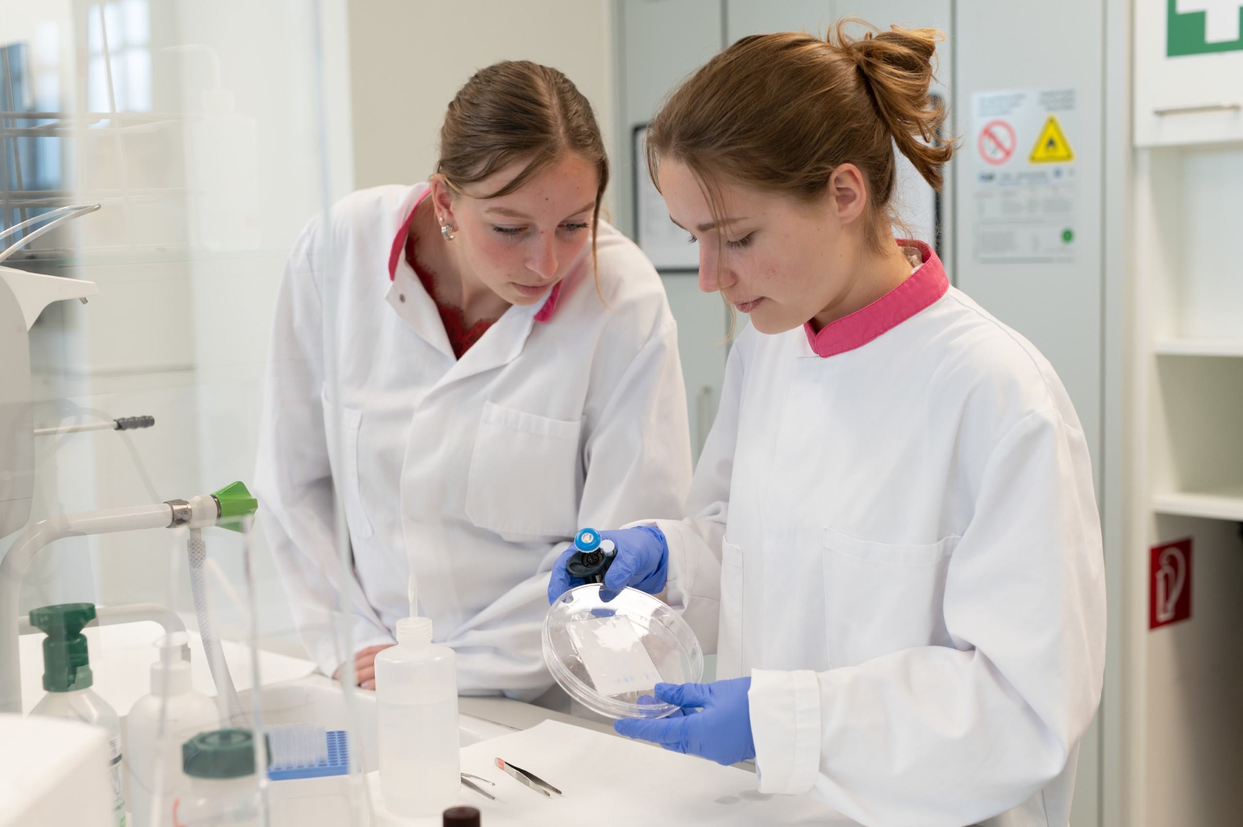 Biologie en Medisch Laboratoriumonderzoek hbo-opleiding | Avans