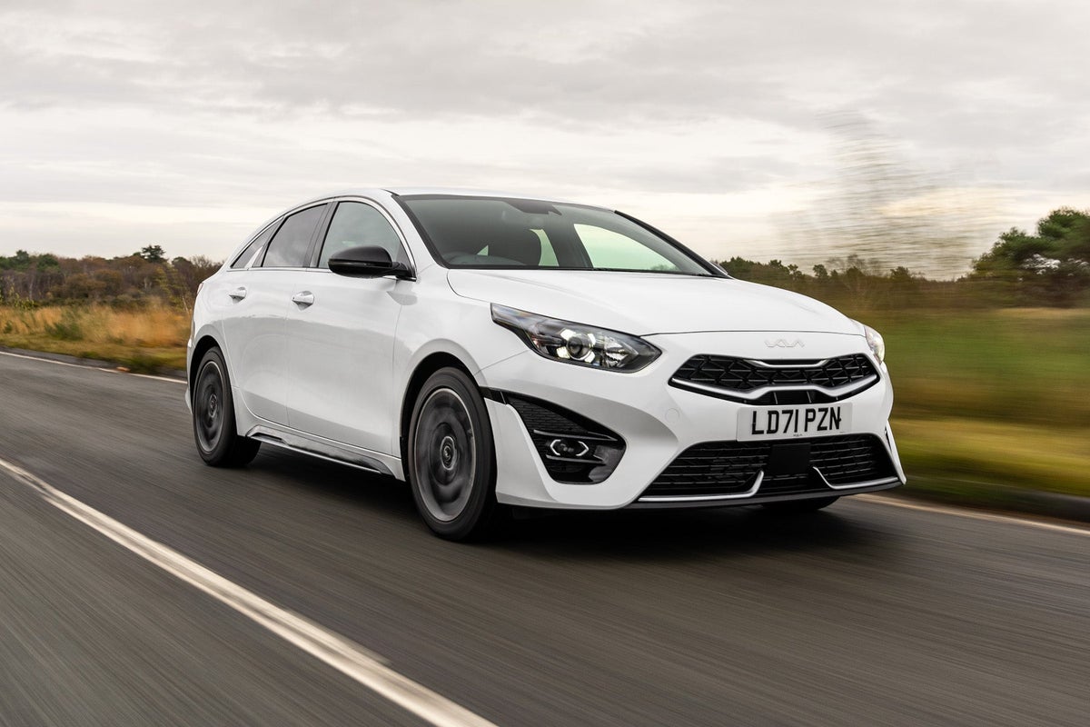 Kia ProCeed Review 2023 | heycar