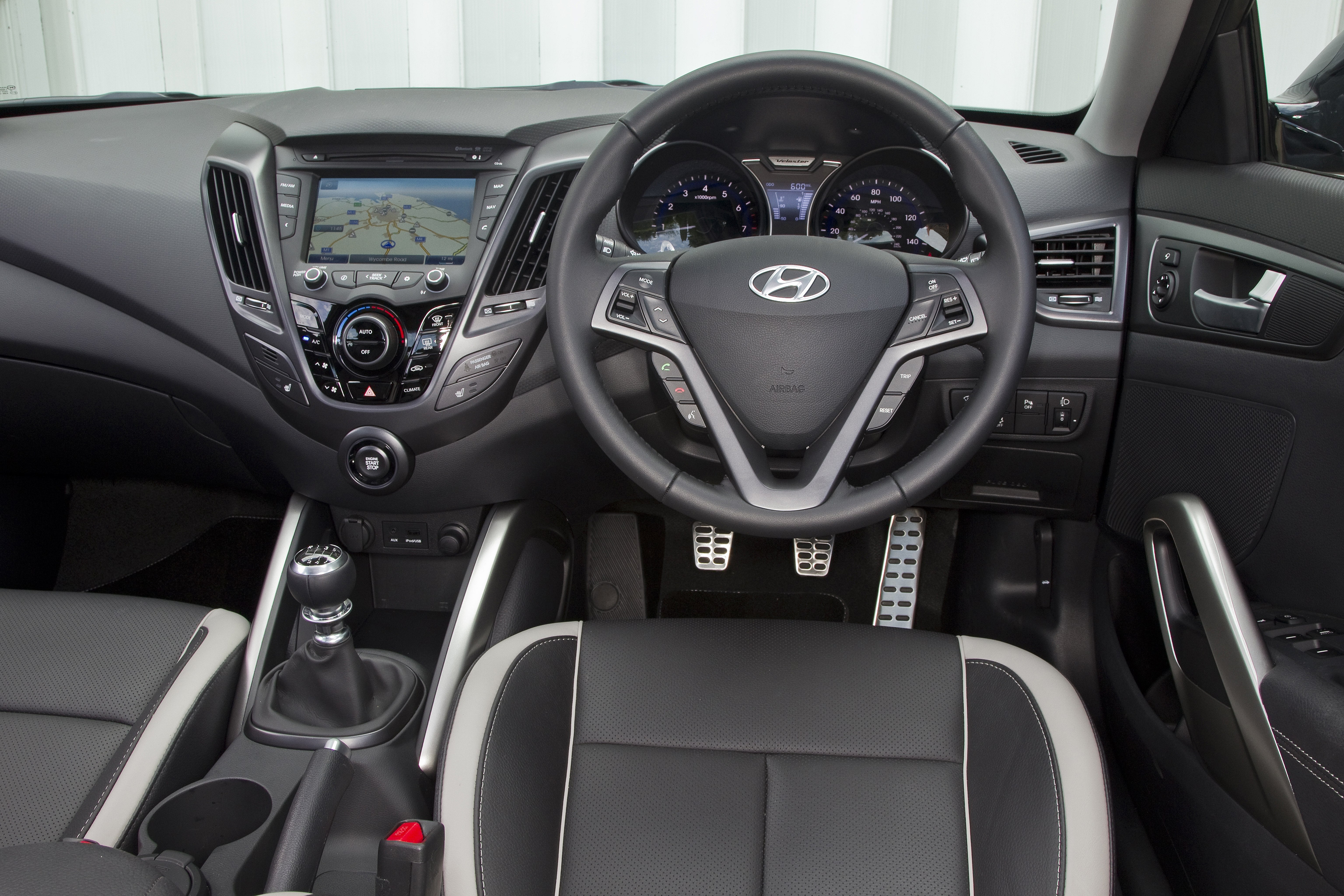 Hyundai Veloster Interior