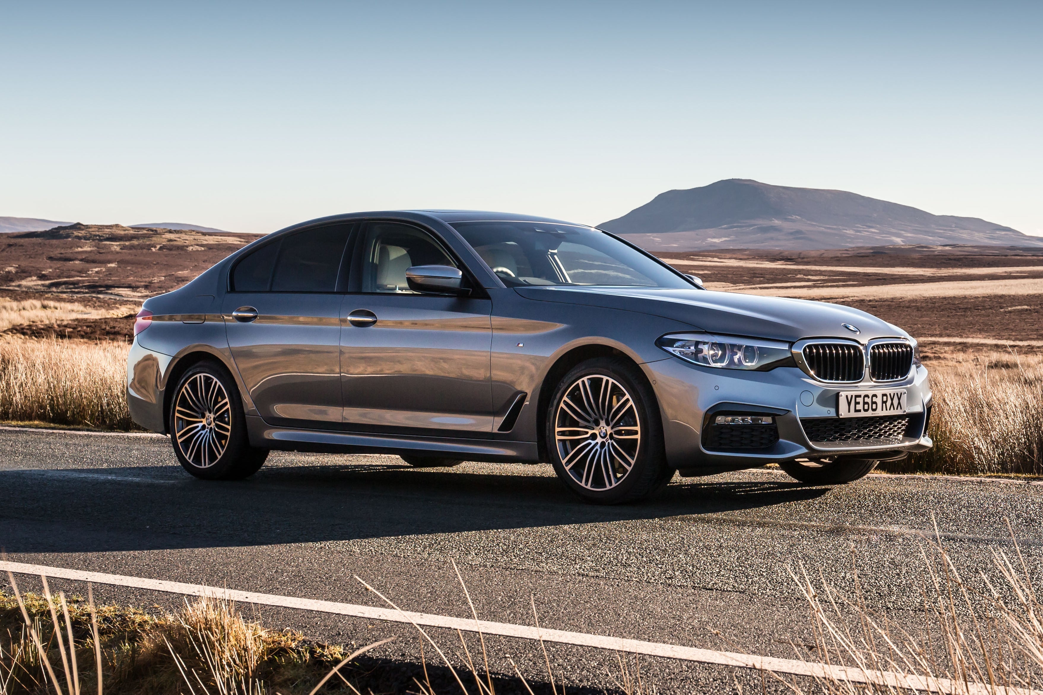 BMW 5 Series Review 2023 | heycar