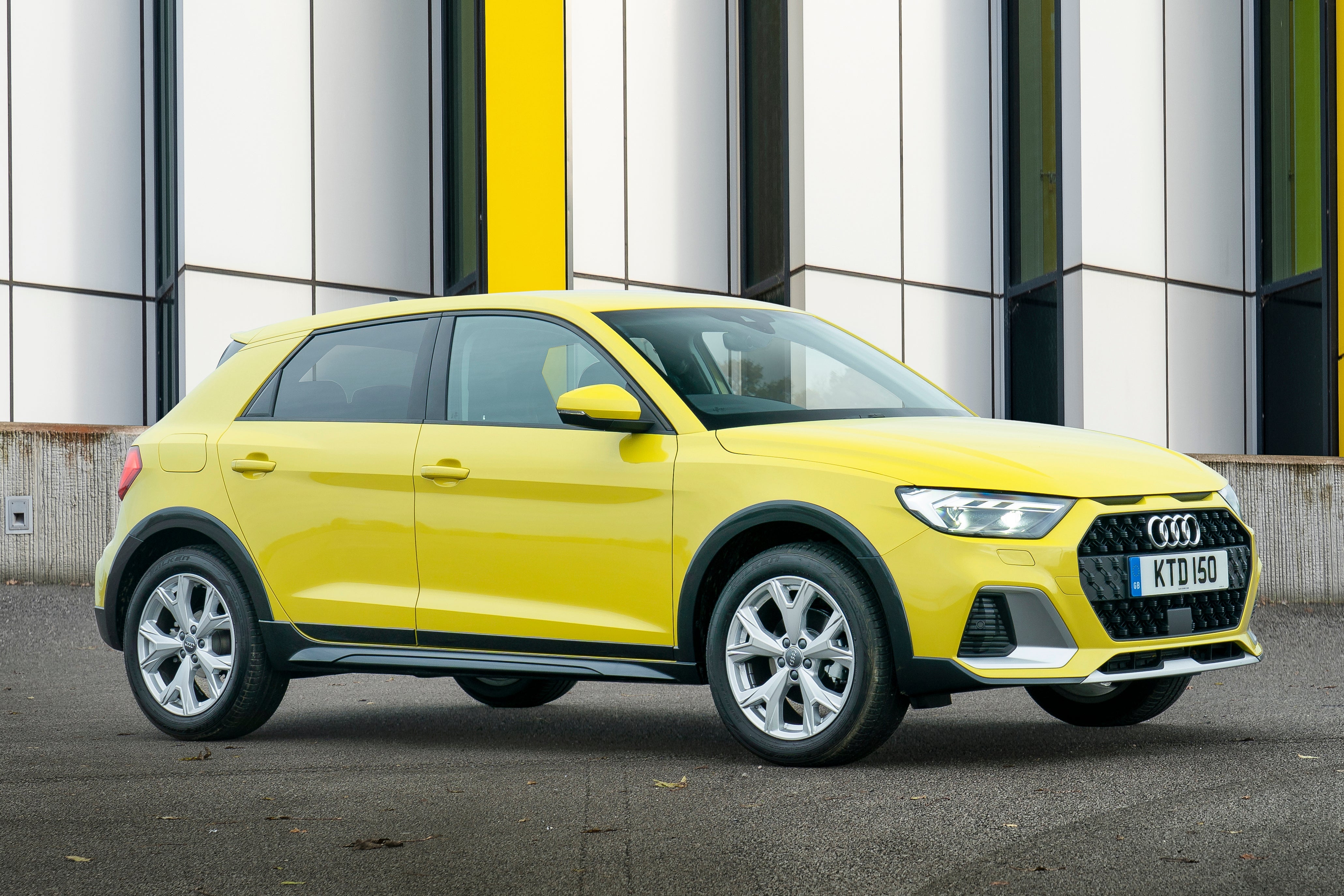 Audi A1 Citycarver (2019-2021) Review | heycar