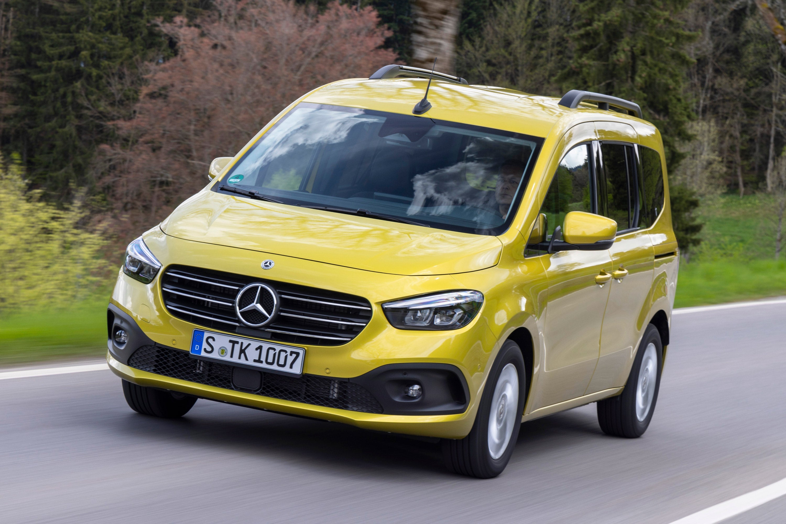 Mercedes-Benz T-Class Review 2025: Price, specs & boot space | heycar UK