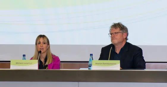 Endometriosi: quando il ciclo diventa un incubo | Azienda Sanitaria ... Endometriosi: quando il ciclo diventa un incubo | Azienda Sanitaria ...