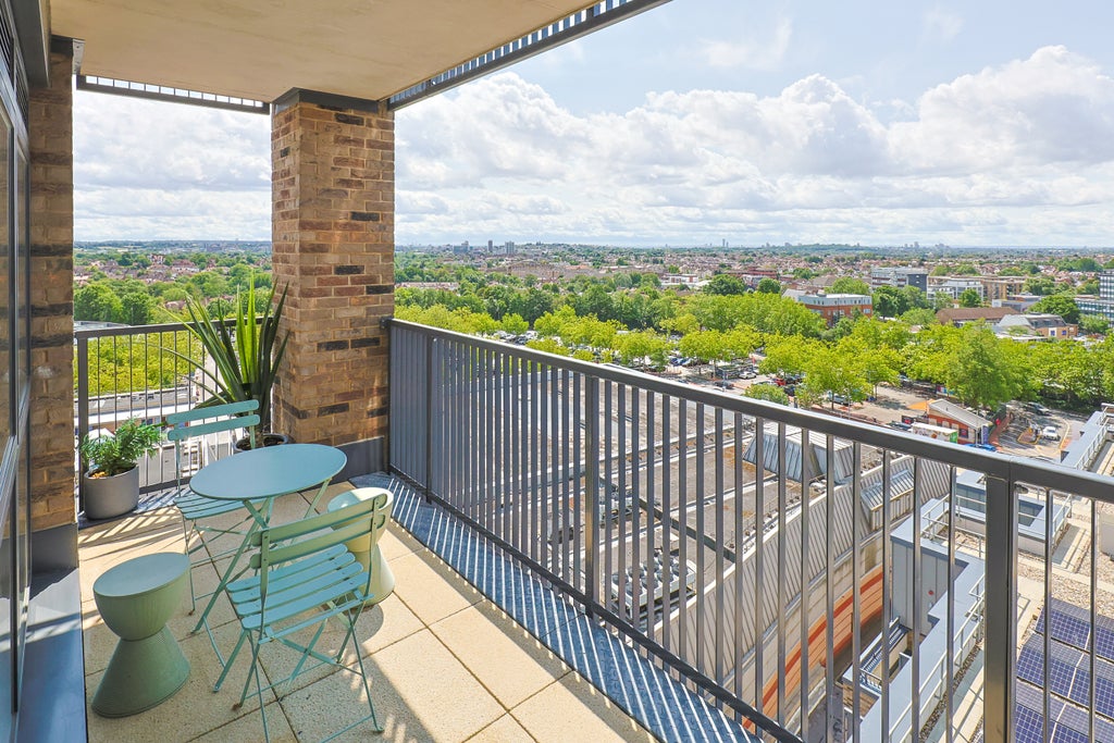 2 bedroom apartments | Edgware parade | SNG | Sovereign Living