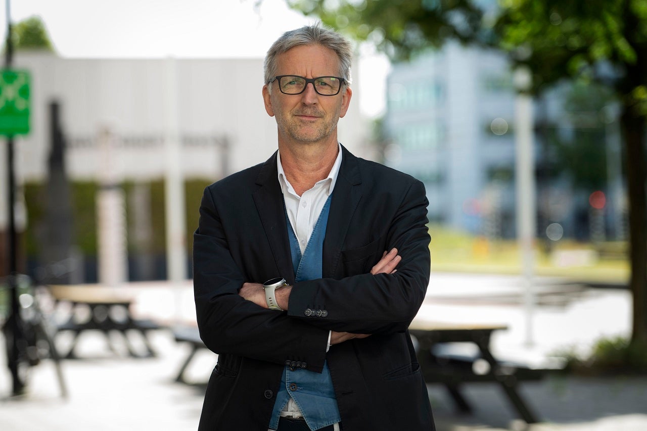 Leendert Looijenga becomes professor - UMC Utrecht