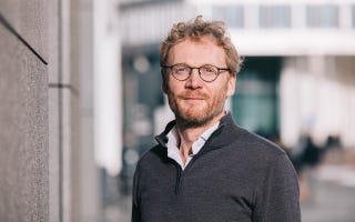 Eelco Bergsma is de nieuwe hoogleraar Mondziekten, Kaak- en ...