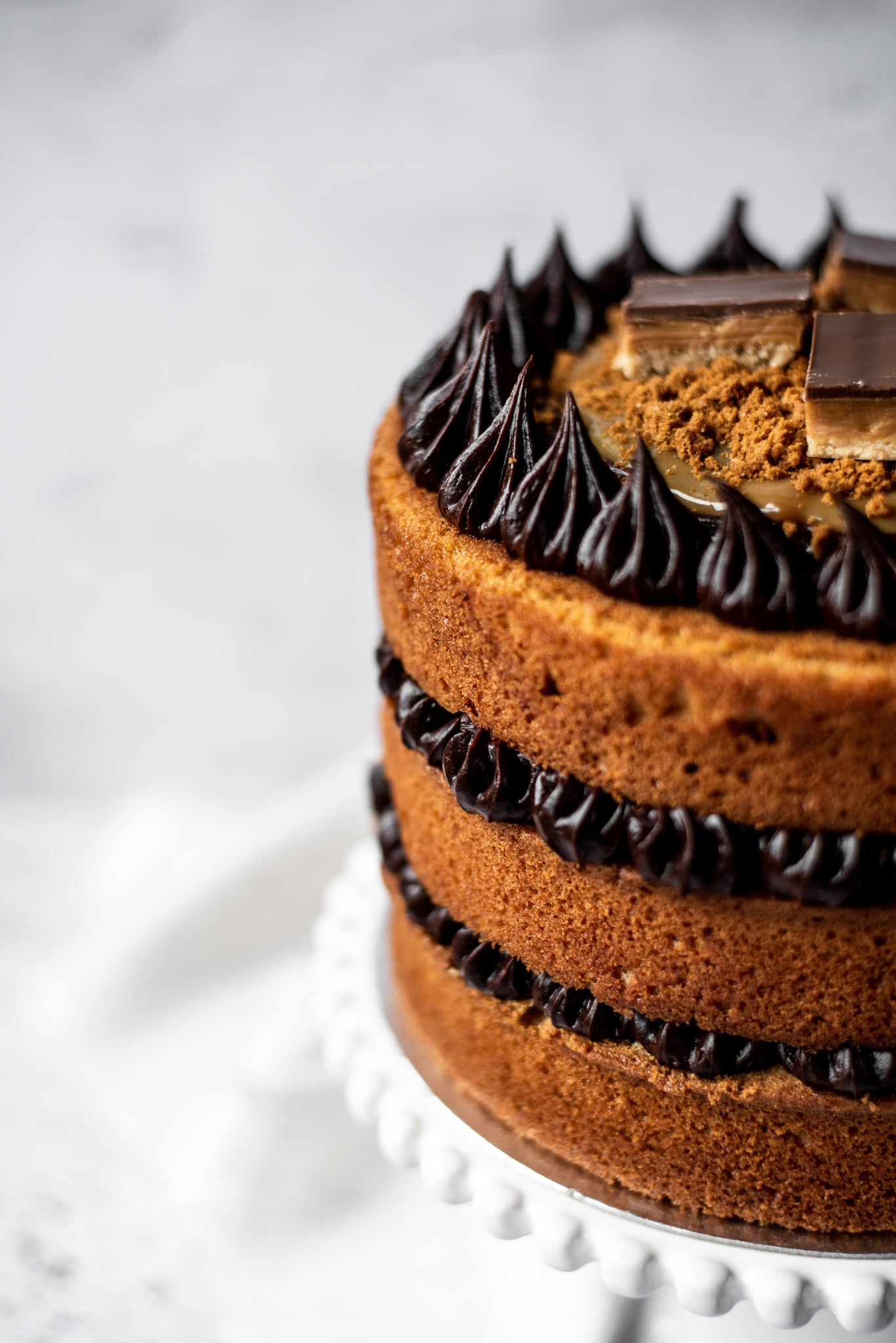 Millionaire's Shortbread Cake Recipe