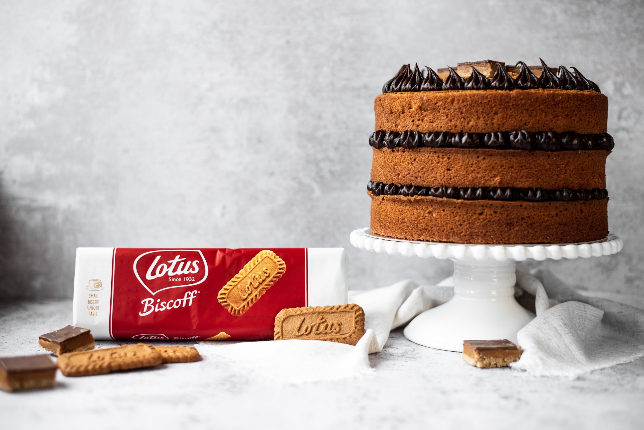 Millionaire Shortbread Cake Recipe | How to Make Millionaire Shortbread ...