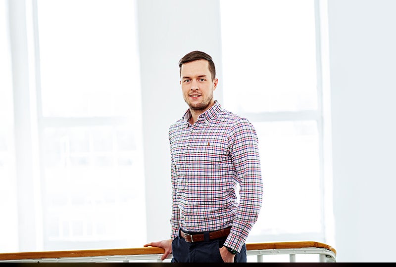 HOW TO FREE UP PEOPLE’S HANDS