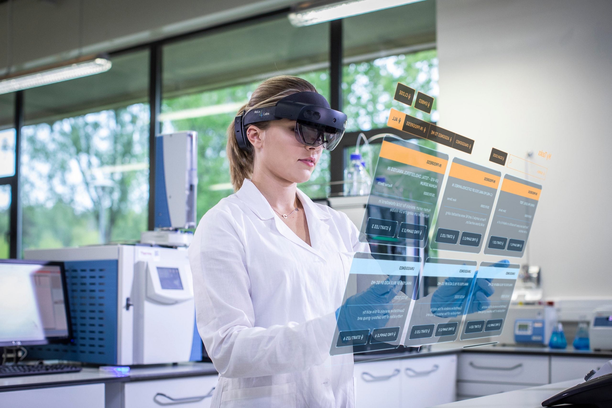 Applying State Machines Modelling to Holo4Labs Menu Control