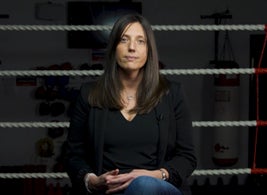 img width 533 height 490 data main image style object fit cover opacity ...