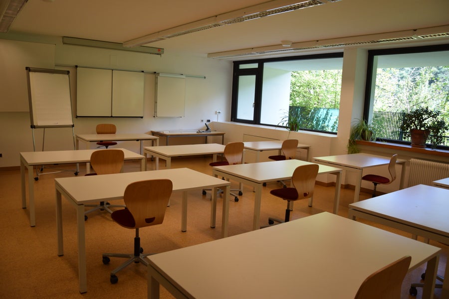 Lage und Klassenräume