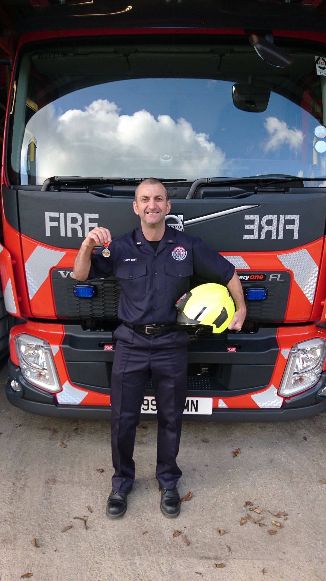 Fireman Gary becomes a stem cell hero during lockdown | DKMS