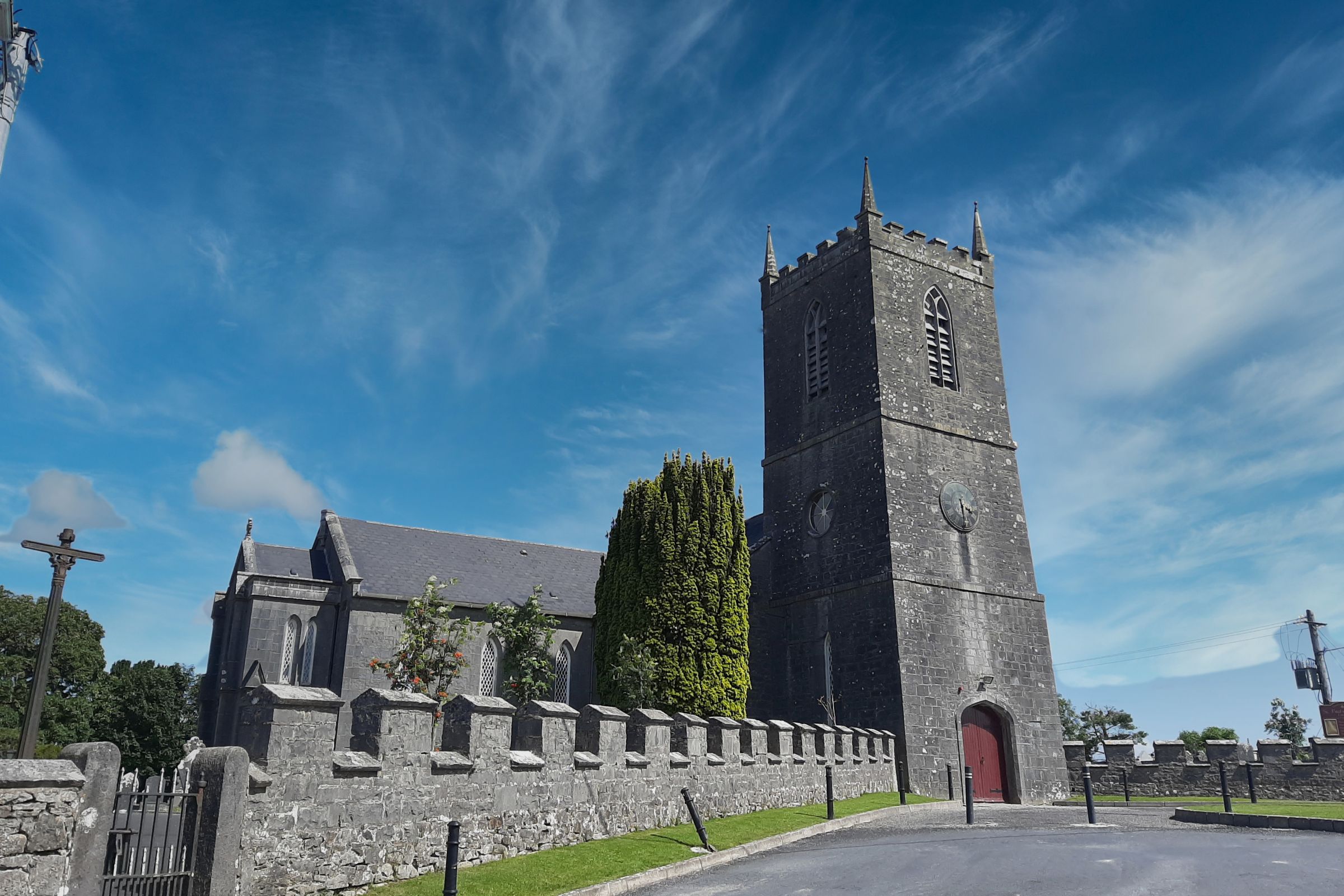 Experience Pretty Collooney with Discover Ireland