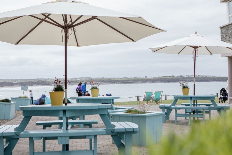 Stay with Armada Hotel