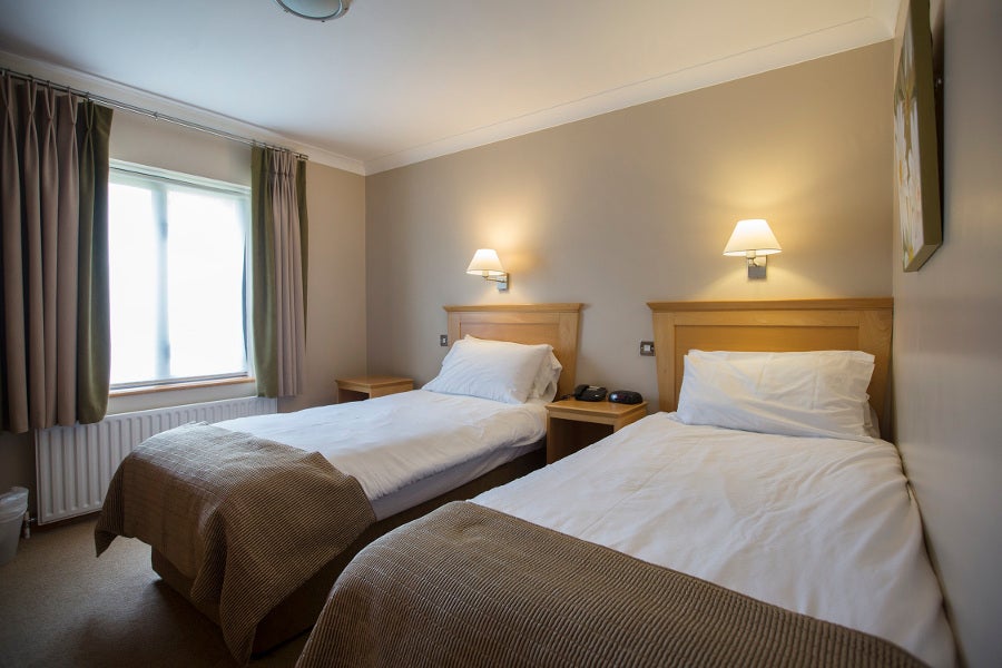 Stay with Hotel Minella Courtyard