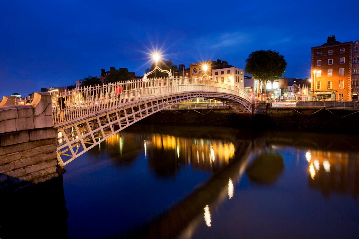 Take a Photo on One of Dublin's Most Famous Bridges | Visit Dublin Take a Photo on One of Dublin's Most Famous Bridges | Visit Dublin