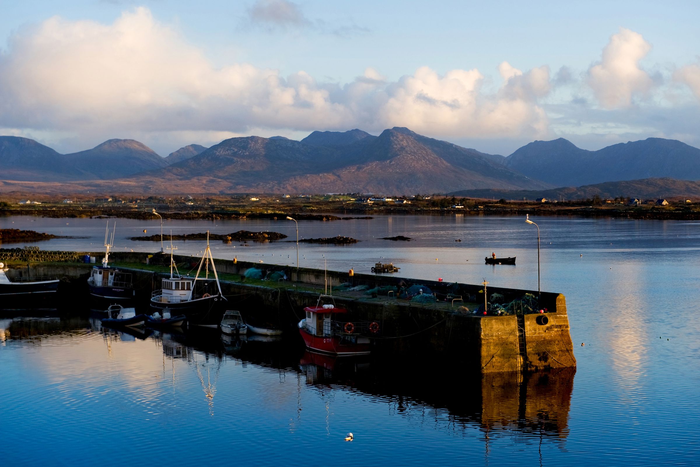 Experience Gorgeous Roundstone with Discover Ireland