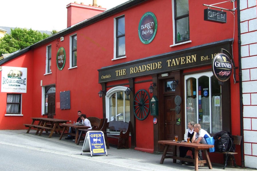 Visit The Roadside Tavern with Discover Ireland