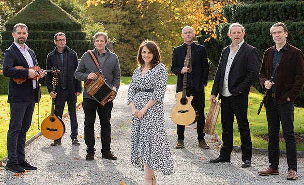 Visit Danú with Discover Ireland