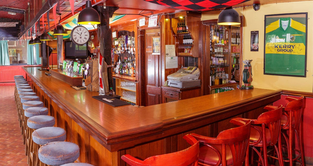 Visit The Golden Nugget Bar & Restaurant with Discover Ireland