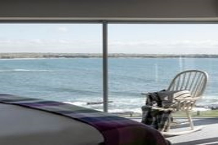 Stay with Armada Hotel