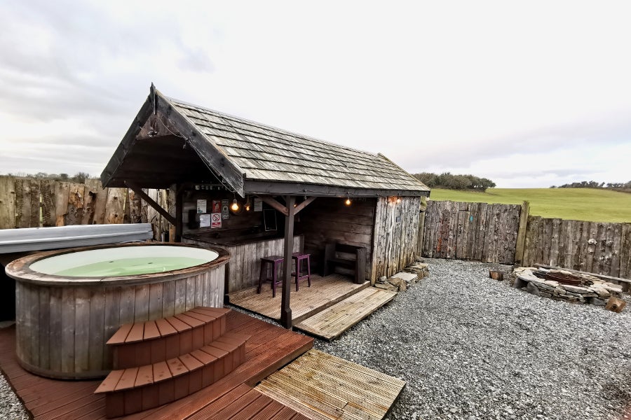 Stay with Mayo Glamping