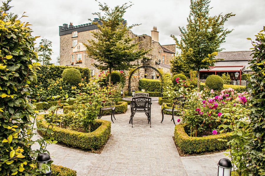 Stay with Darver Castle