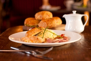 Visit The Skeff Bar & Kitchen with Discover Ireland