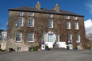 Stay with Castlemorris House