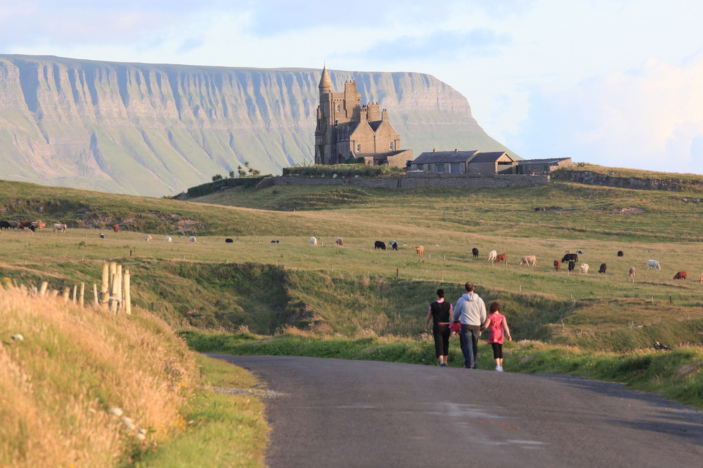 Visit Mullaghmore Beach with Discover Ireland