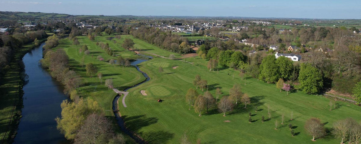 Visit Cahir Park Golf Club with Discover Ireland
