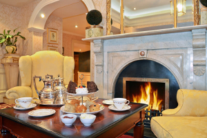 Stay with Longford Arms Hotel