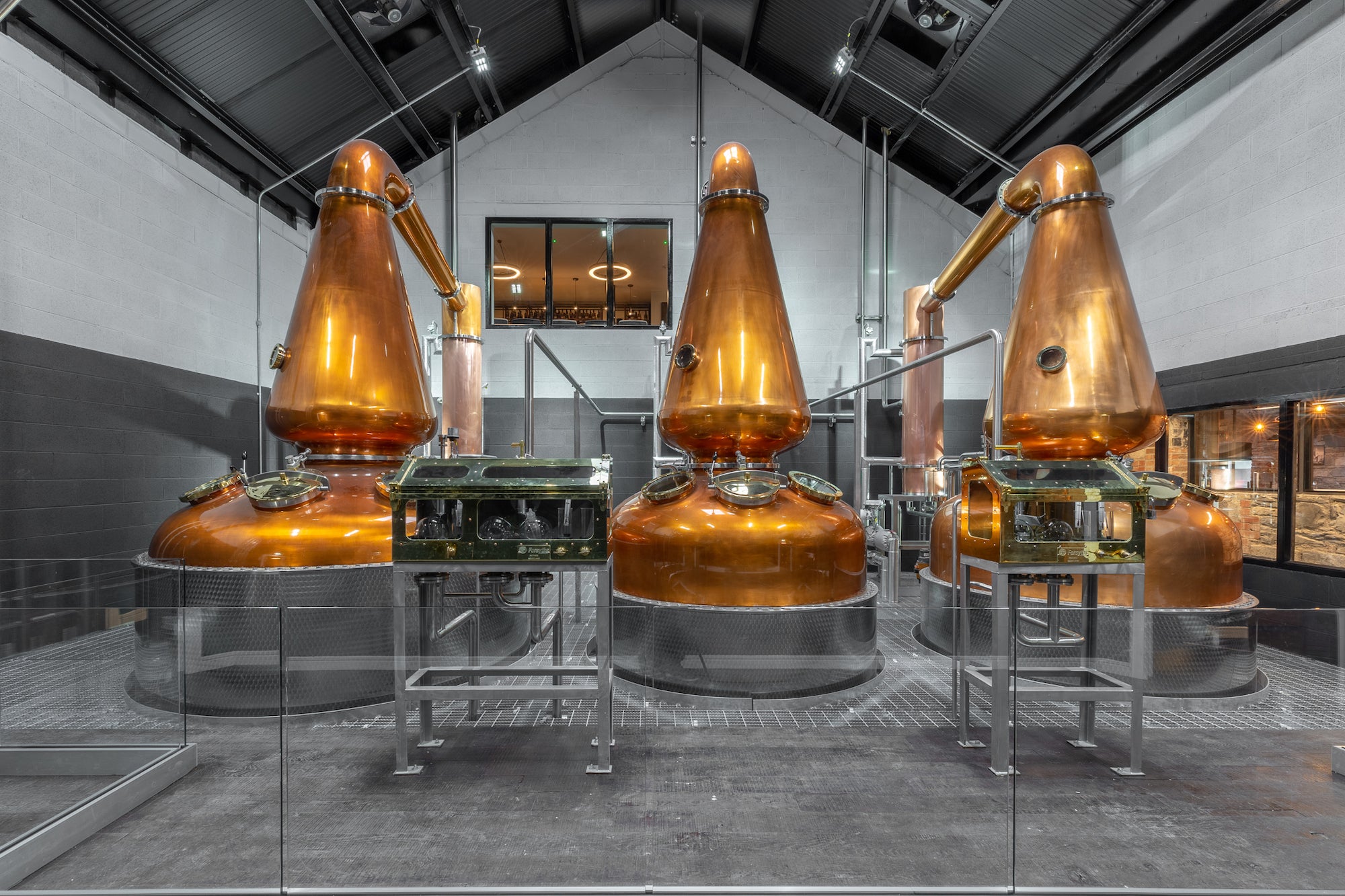 The Art of Distilling: The History of Whiskey in Dublin