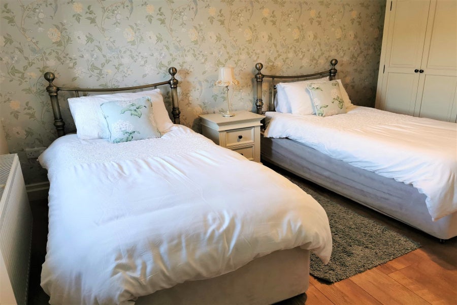 Stay with Muckno Lodge