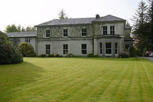 Stay with Currarevagh House