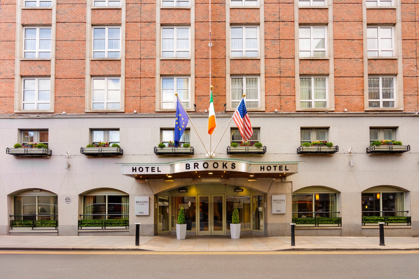 Stay with Brooks Hotel