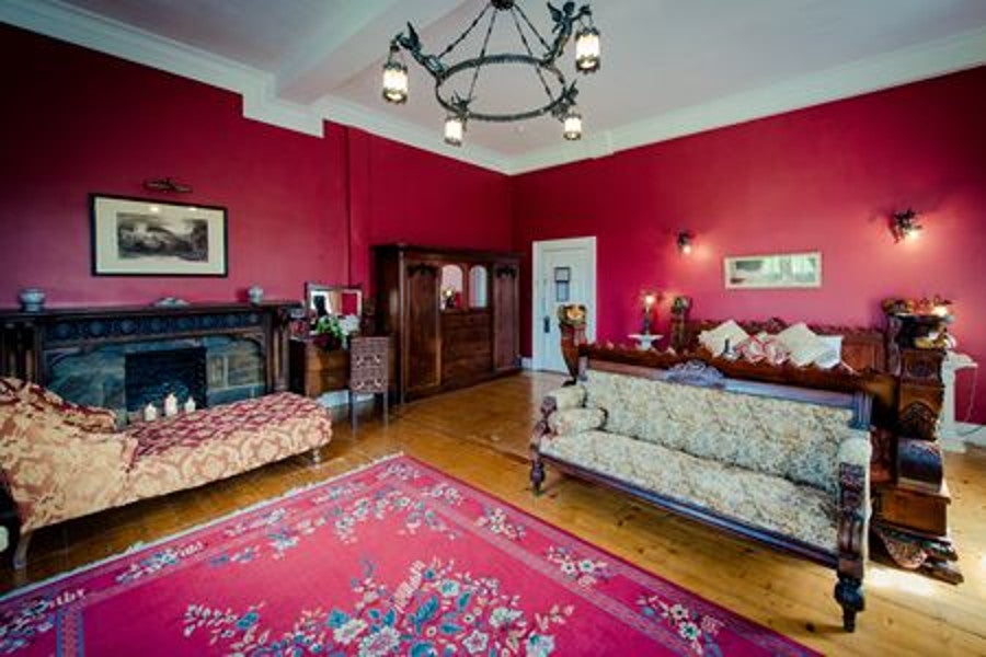 Stay with Kinnitty Castle Hotel
