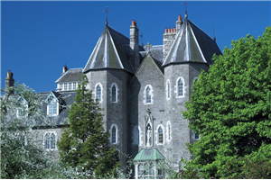 Visit Guided Tour of Maynooth College with Discover Ireland