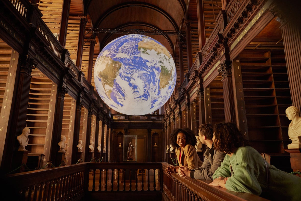 Explore the Best Bookshops in Dublin with Visit Dublin