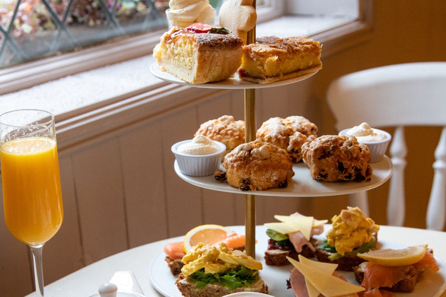 Visit Food at Fishers Café with Discover Ireland